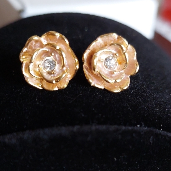 R.J. Graziano | Jewelry | R J Graziano 997 Princess Diana Goldtone ...